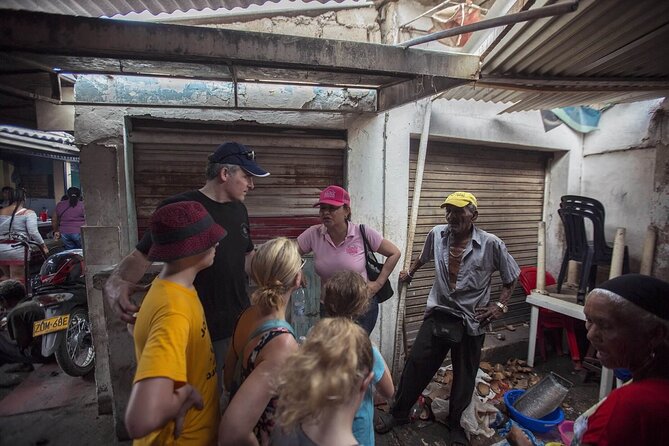 Bazuro Public Market - Meeting and Pickup Details