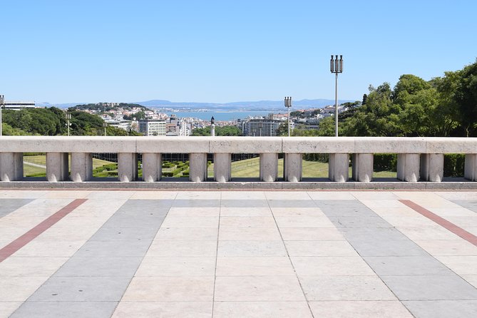 Be a local in Lisbon - Private Tour - Itinerary Breakdown: Walking Through Lisbon’s Heart