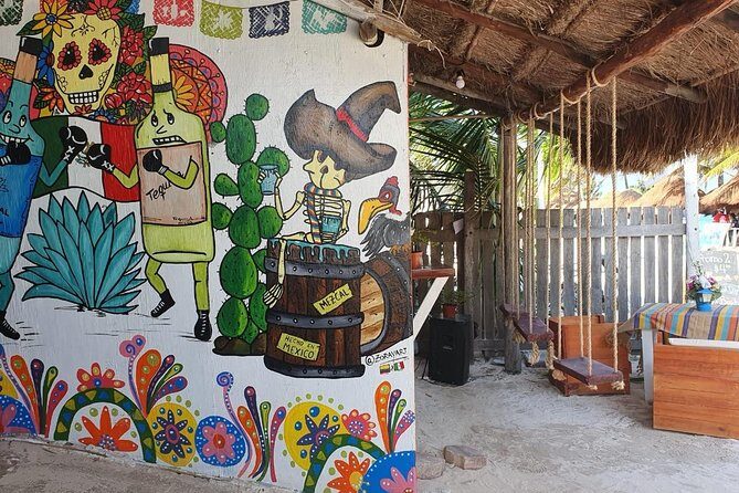 Beach Day, food + drinks + the chilangaloense beach club - Key Points