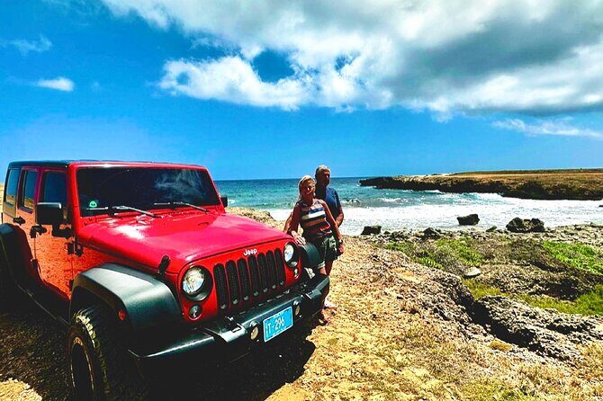 Beach hopping Private Jeep Tour with Champagne included - A Deep Dive into the Aruba Jeep Beach Tour