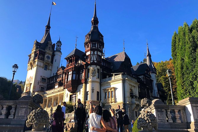 Bear Sanctuary, Bran (Dracula) Castle, Peles Castle From Brasov - Additional Information and Tips