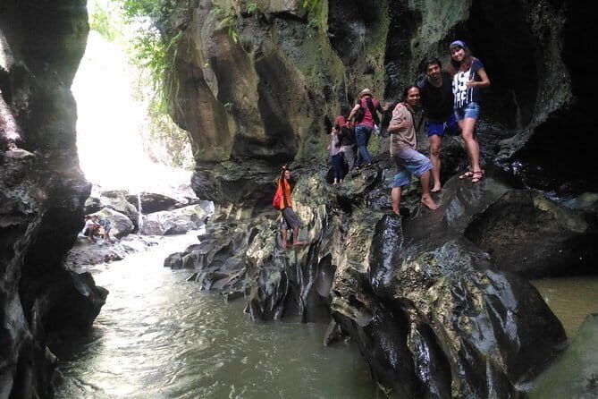 Beaten Track Experience of Hidden Canyon, Temple and Rice Terrace - An Introduction to the Tour Experience
