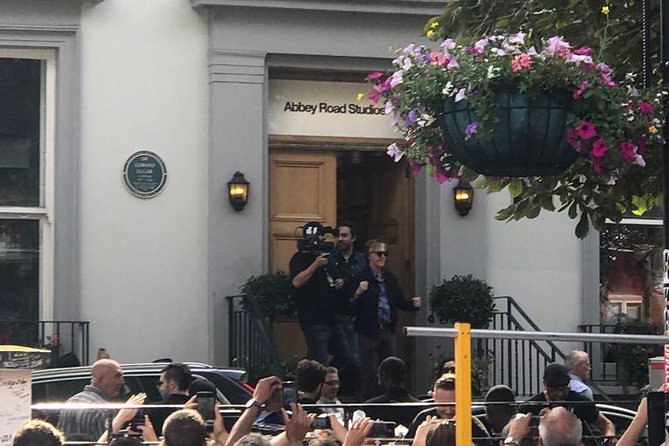 Beatles Fab 4 London Taxi Tour - Navigating London: Accessibility and Transportation Options