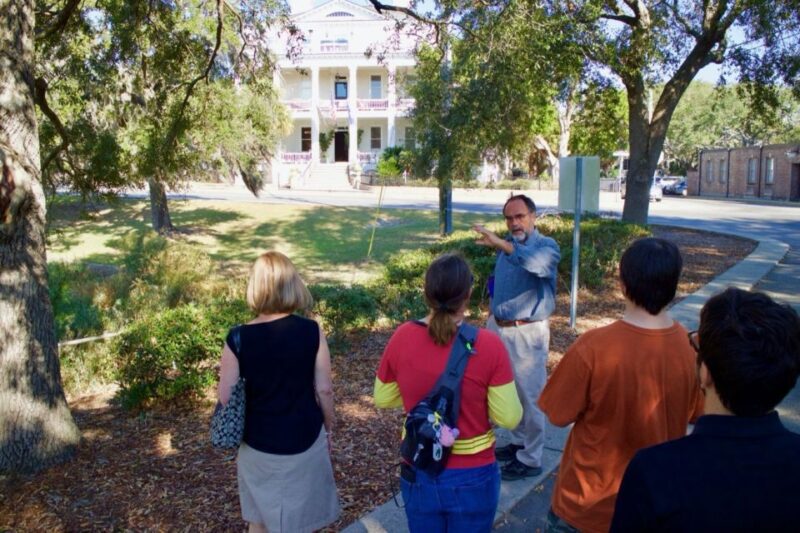 Beaufort: Local History and Film Sites Tour by golf cart - What the Reviews Say