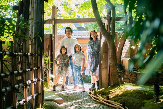 Beautiful Photography Tour in Kyoto - Admiring the Cherry Blossoms in Maruyama Park