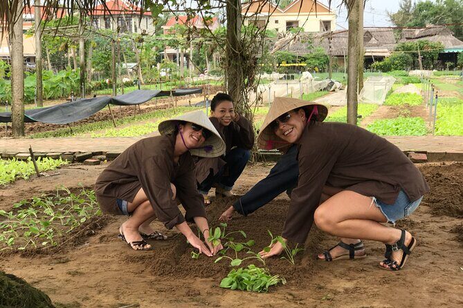 Become a Farmer at Tra Que Vegetable Village included cooking class and Foot Massage - What Makes This Tour Stand Out?
