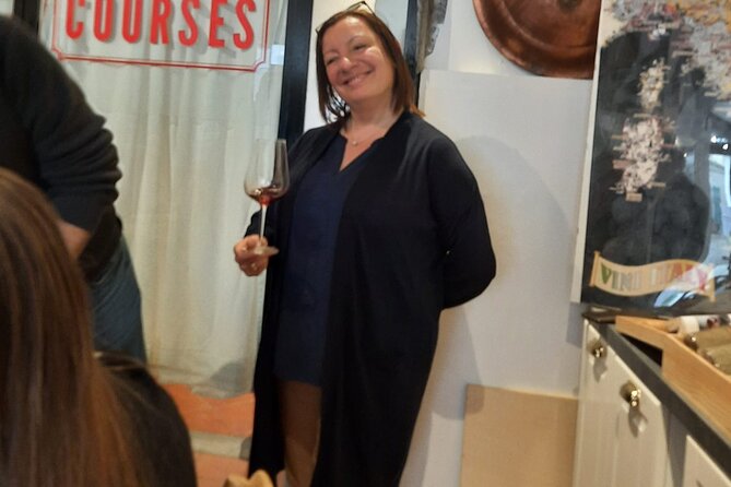 Become Wine Savvy Guided by Our Expert With Unque Tasting - Learn From an Expert: Meet Our Sommelier