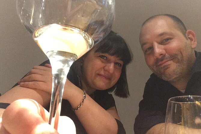 Become Wine Savvy Guided by Our Expert With Unque Tasting - Tips for Enhancing Your Wine Tasting Skills