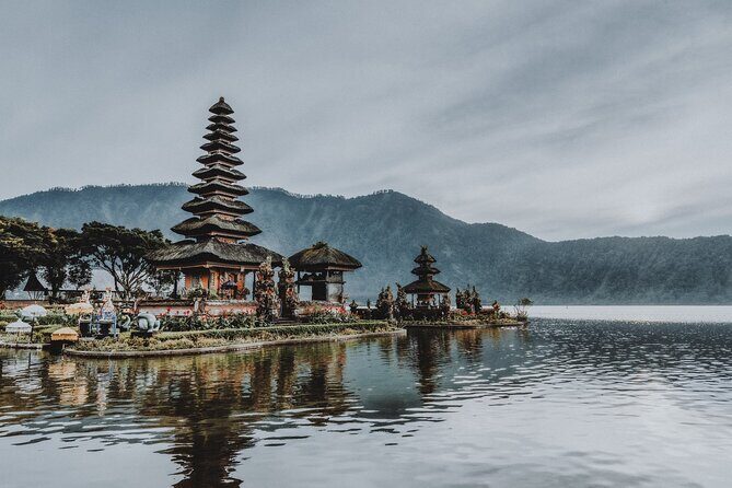 Bedugul Tour, Tanah Lot Temple with Kecak Show & Sea Food Dinner by Ocean View - Frequently Asked Questions