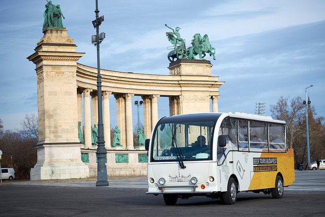 Beerbus Budapest - Sightseeing PRIVATE Party Tour - Exploring Andrassy Avenue