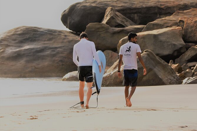 Beginner Surf Lesson in Arugam Bay - An In-Depth Look at the Beginner Surf Lesson Experience