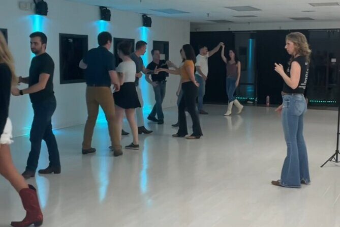 Beginner's Two Step and Country Swing Dancing Class - Authenticity and Guest Feedback