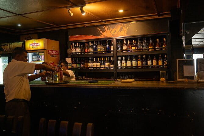 Behind Bars in Colombo - Key Points