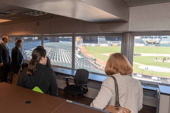 Behind-the-Scenes Ballpark Tour of Oracle Park - Tour Booking and Cancellation Policy