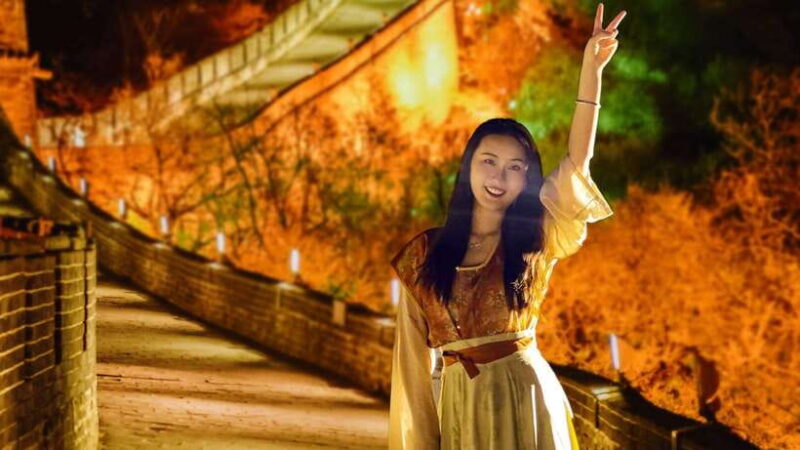 Beijing: Badaling Great Wall Night Tour with Options - Transportation and Guides — Practical Details