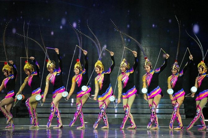 Beijing Evening Acrobatic Show in Red Theater + Private Transfer - Seating and Viewing Experience