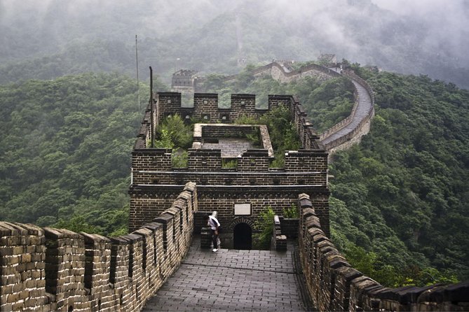 Beijing Group Coach Tour to Mutianyu Great Wall Without Lunch - Lunch Break: A Much-Needed Rest