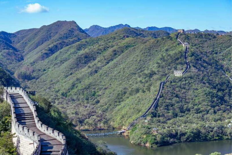 Beijing: Huanghuacheng Lakeside Great Wall Bus/Private Tour - The Itinerary: What You’ll Experience
