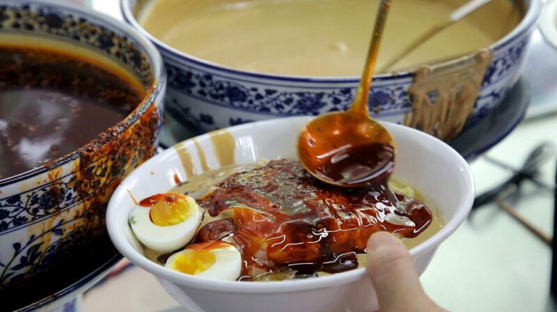 Beijing: Hutong Culinary Walking Tour with 15+ Tastings - Exploring Beijing’s Hidden Culinary Corners