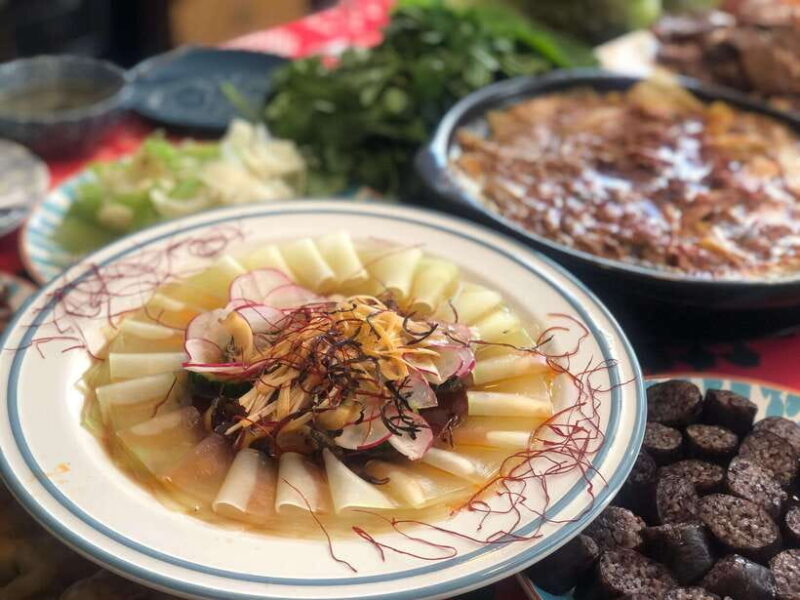 Beijing Market Tour with 10-course Family Feast - Who Would Love This Tour?