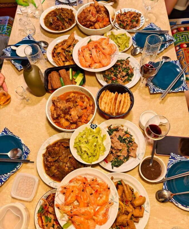 Beijing Market Tour with 10-course Family Feast - FAQ