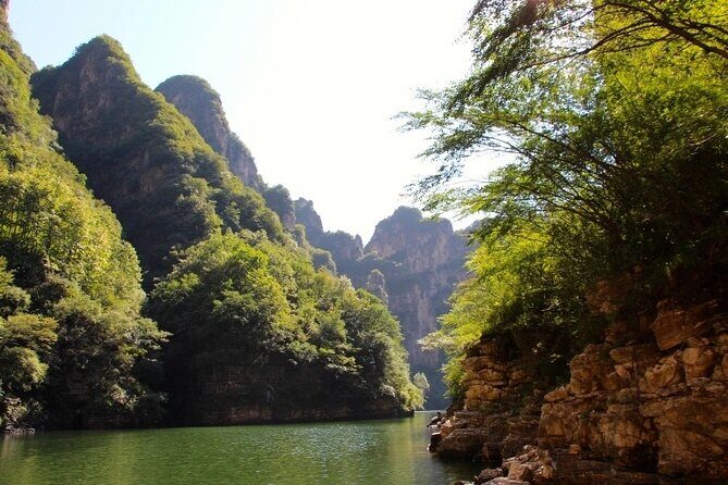 Beijing Private Day Tour: Longqing Gorge and Ancient Cliff Dwellings (Guyaju) - The Enigmatic Guyaju Caves: An Archaeological Puzzle