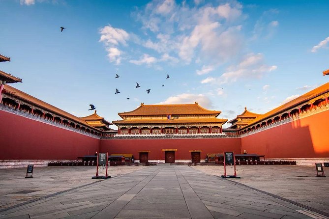 Beijing Private Day Tour: Tian'anmen Square, Forbidden City, Badaling Great Wall - Who Should Book This Tour?