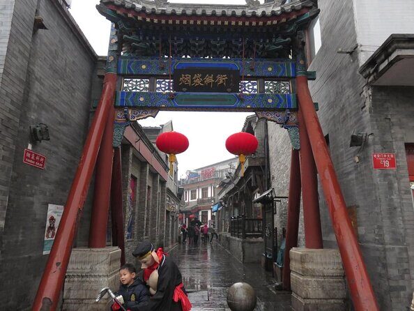 Beijing Private Evening Food Tour with Great Leaping Brewery Taproom Hopping - Key Points