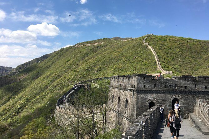 Beijing Private Tour: Mutianyu Great Wall, Wangfujing Street and Kungfu Show - Discovering Mutianyu: The Great Wall’s Less-Trodden Gem