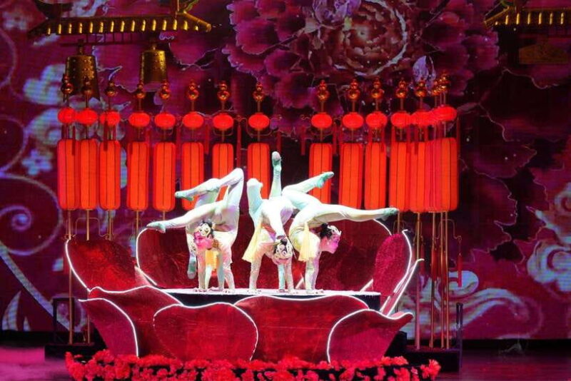 Beijing: Red Theatre Acrobatics show viewing Chinese culture - Booking and Tickets