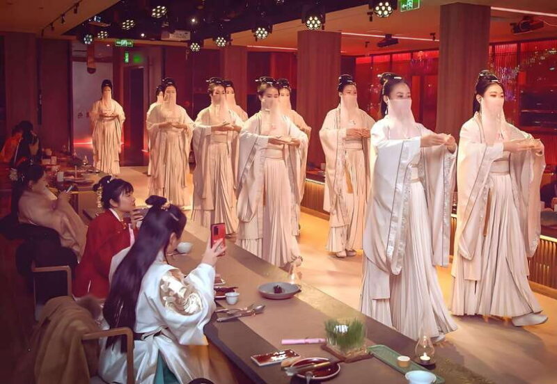 Beijing Royal Dinning Experience with cultural performance - FAQ