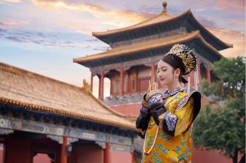 Beijing: Traditional Chinese Costume Makeover & Photo Shoot - Discovering the Experience: Whats Included and How It Works