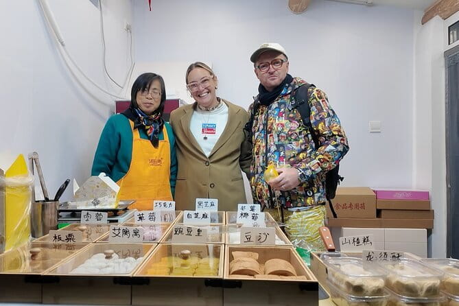 Beijing Walking Food Culture Tour in Hutong and Hidden Places - Key Points