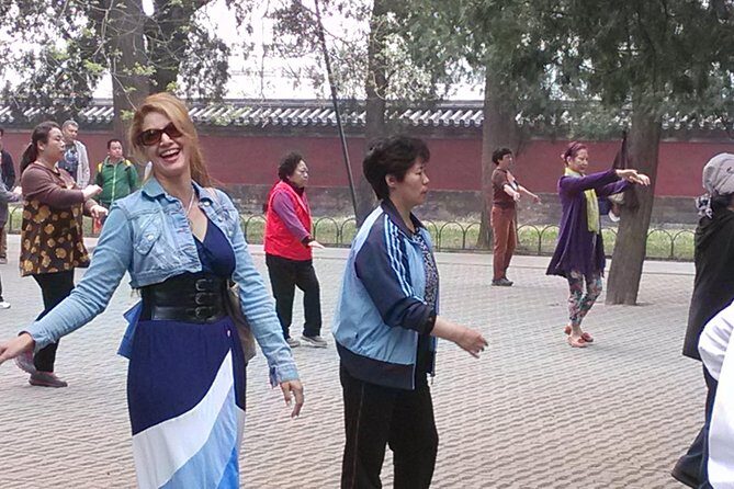Beijing Walking Tour: Temple of Heaven and Hongqiao Market - Price and Value Analysis