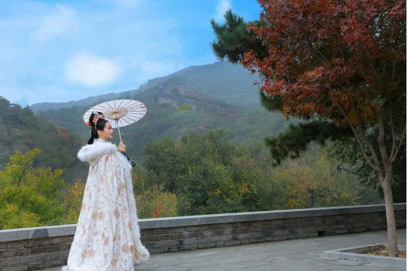 BeijingBadaling Great Wall Hanfu Rental, Makeup&Hairstyling - Key Points