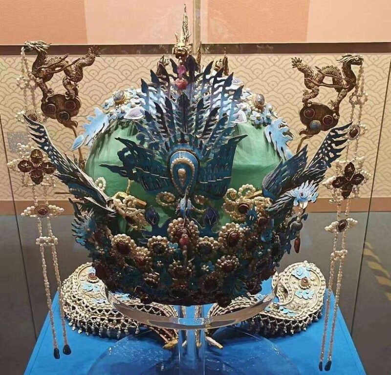 Beijing:Mutianyu GreatWall+Ming Tomb Private Tour - Additional Stops and Shopping