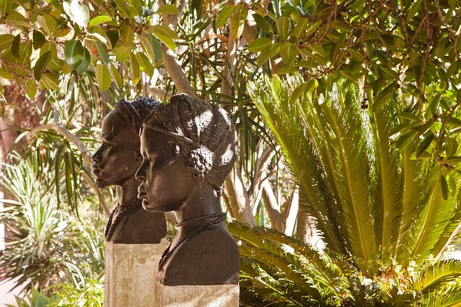 Belém District and the Salazar Dictatorship Legacy - Private Walking Tour - Delving Into the Jeronimos Monastery