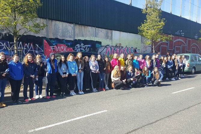Belfast Cab /Taxi Private 90 Mins Terror and Conflict- Peace Tour - Unique Experience With Local Drivers