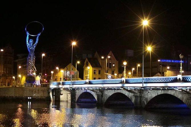 Belfast Eclectic Small Group Guided Walking Experience - Exploring the Grandeur of City Hall