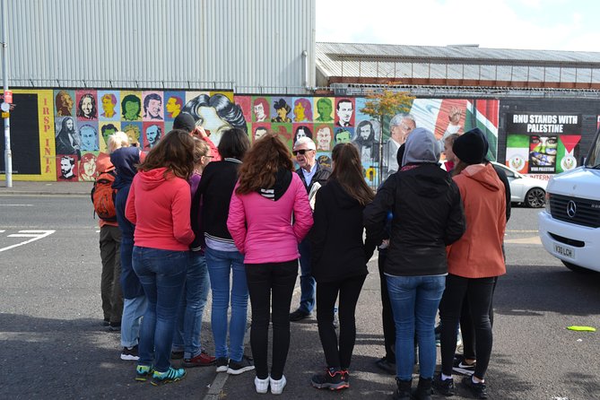 Belfast Iconic Mural Taxi Tour Private 2hr Adventure - Capturing Memories With a Keepsake Photo