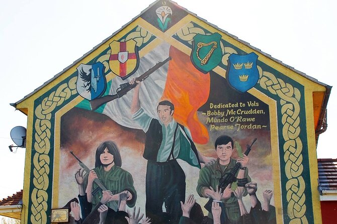 Belfast' Political War and Peace Private Taxi Tour 2 Hrs - Unique Perspective on Belfasts Troubled Past