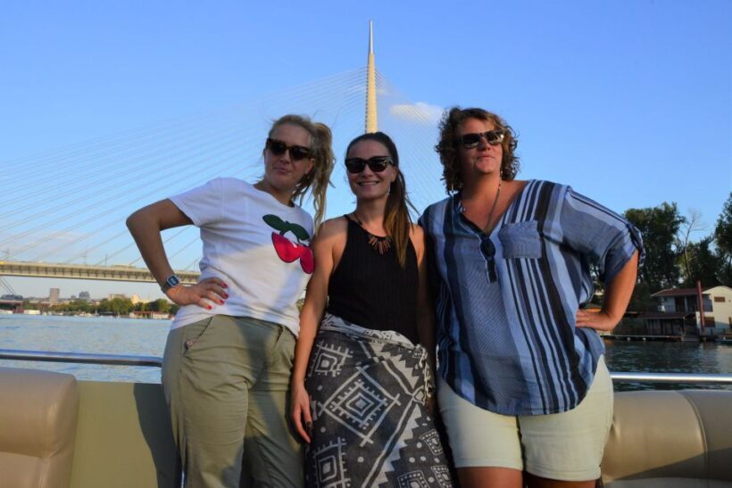 Belgrade: Sightseeing Boat Cruise with Drinks - Key Points