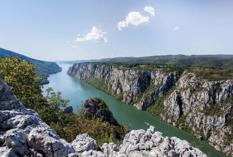 BelgraIde: Iron Gate Park, Speedboat Ride, and 2 Viewpoints - Who Should Consider This Tour?