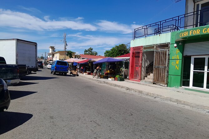 Belize City History, Culture, Nature and Rum Tasting - Exploring Belize Citys Past