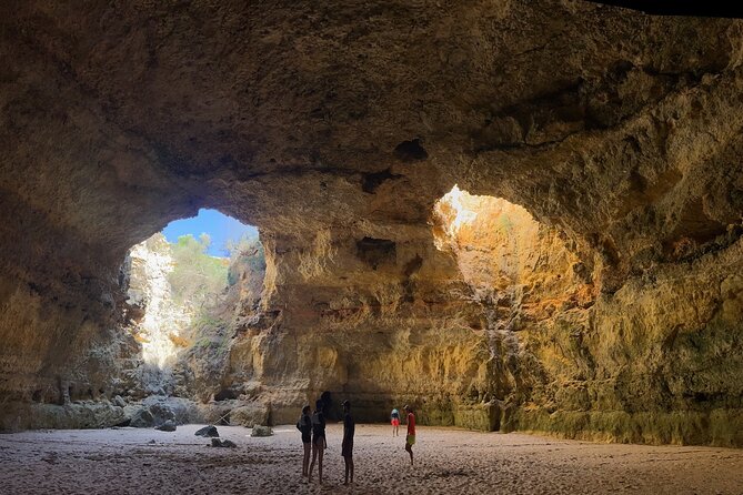 Benagil Kayak to the Caves and Secret Beaches With Licensed Guide - Exploring the Magnificent Benagil Caves