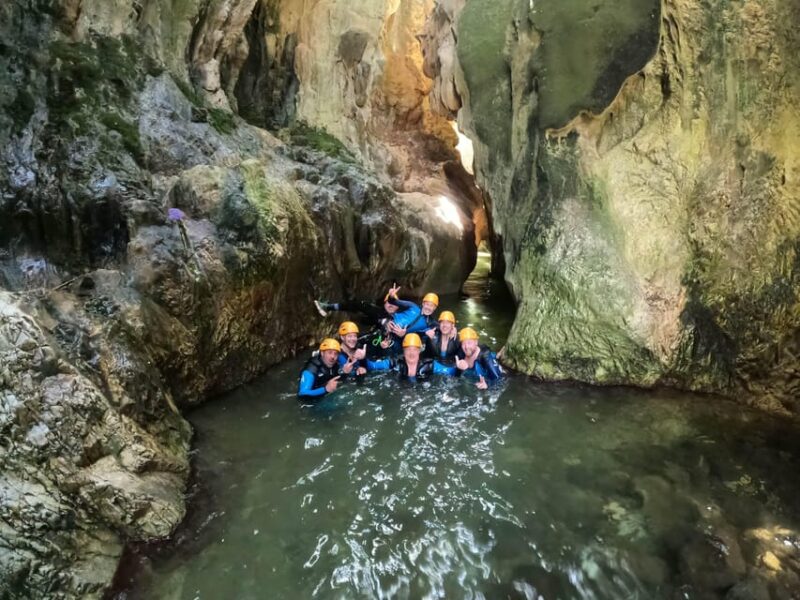 Benahavís: Canyoning Guided Tour at Guadalmina River - Exploring the Guadalmina Canyon: What to Expect