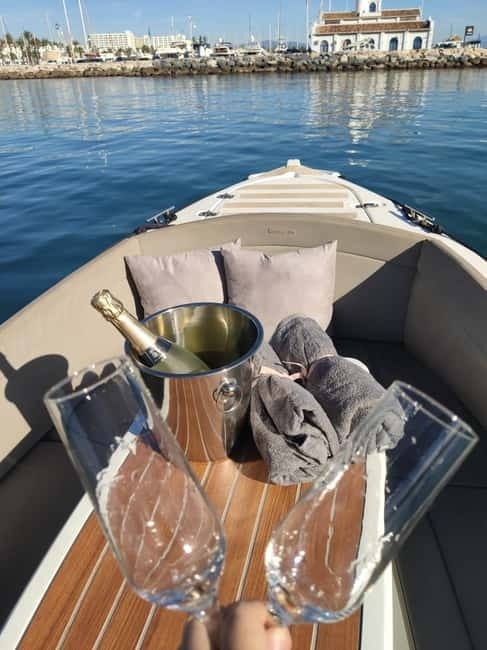 Benalmadena: Boat Rental with No License Required - Frequently Asked Questions