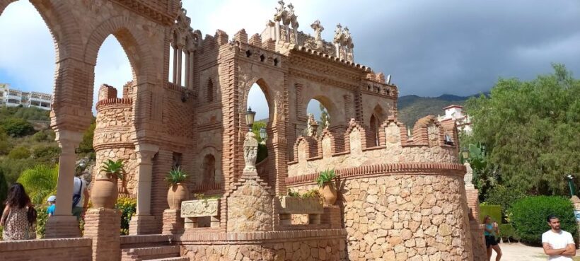 Benalmadena: Colomares Castle Tour with Entry Ticket - Who Will Love This Experience?
