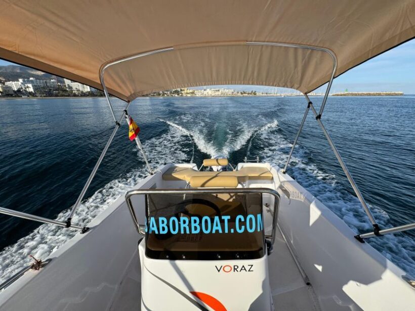 Benalmádena: Costa del Sol License-Free Boat Rental - The Sum Up