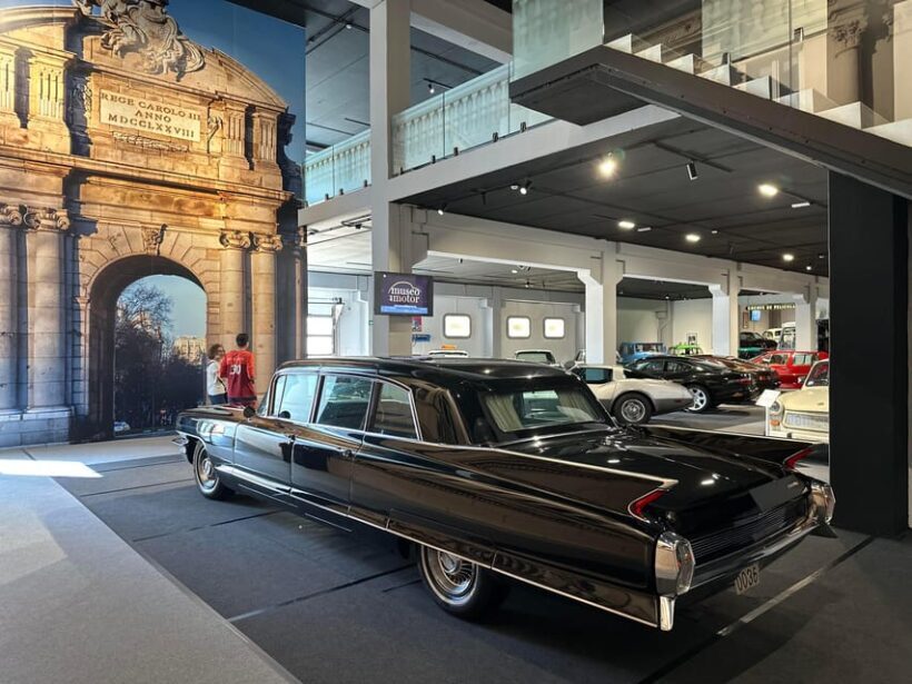 Benidorm: Modern carriage tour to Museo del Motor - The Return Trip